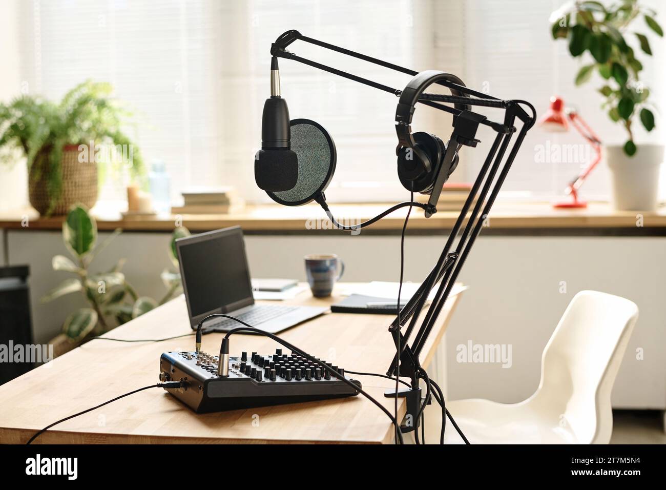 Host equipment hi-res stock photography and images - Alamy