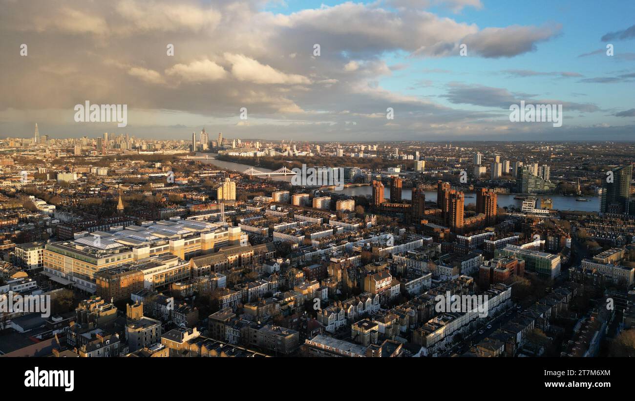 Aerial overhead view london hi-res stock photography and images - Alamy