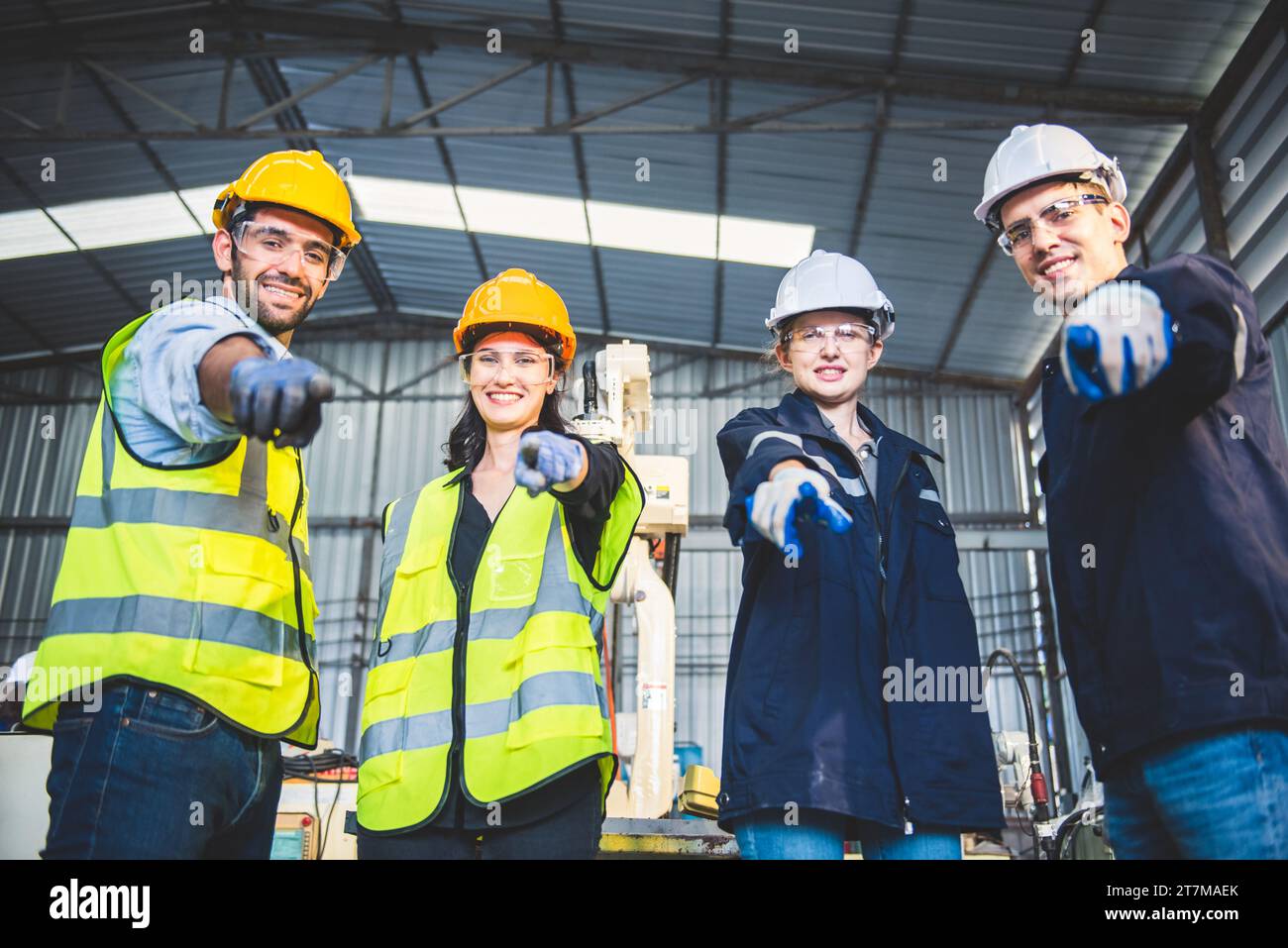 Robot programming hi-res stock photography and images - Alamy