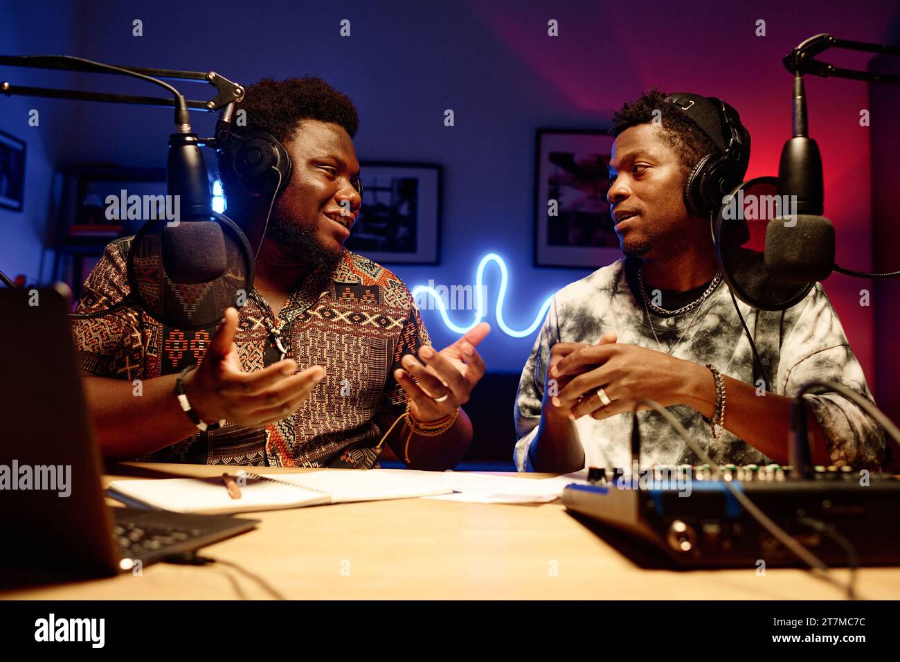 Two men recording podcast hi-res stock photography and images - Alamy