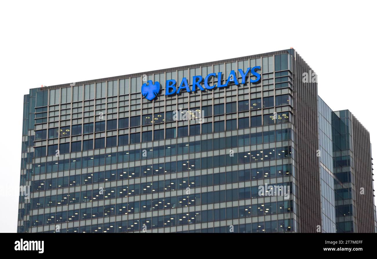 London, UK. 16th November 2023. Exterior view of Barclays headquarters ...