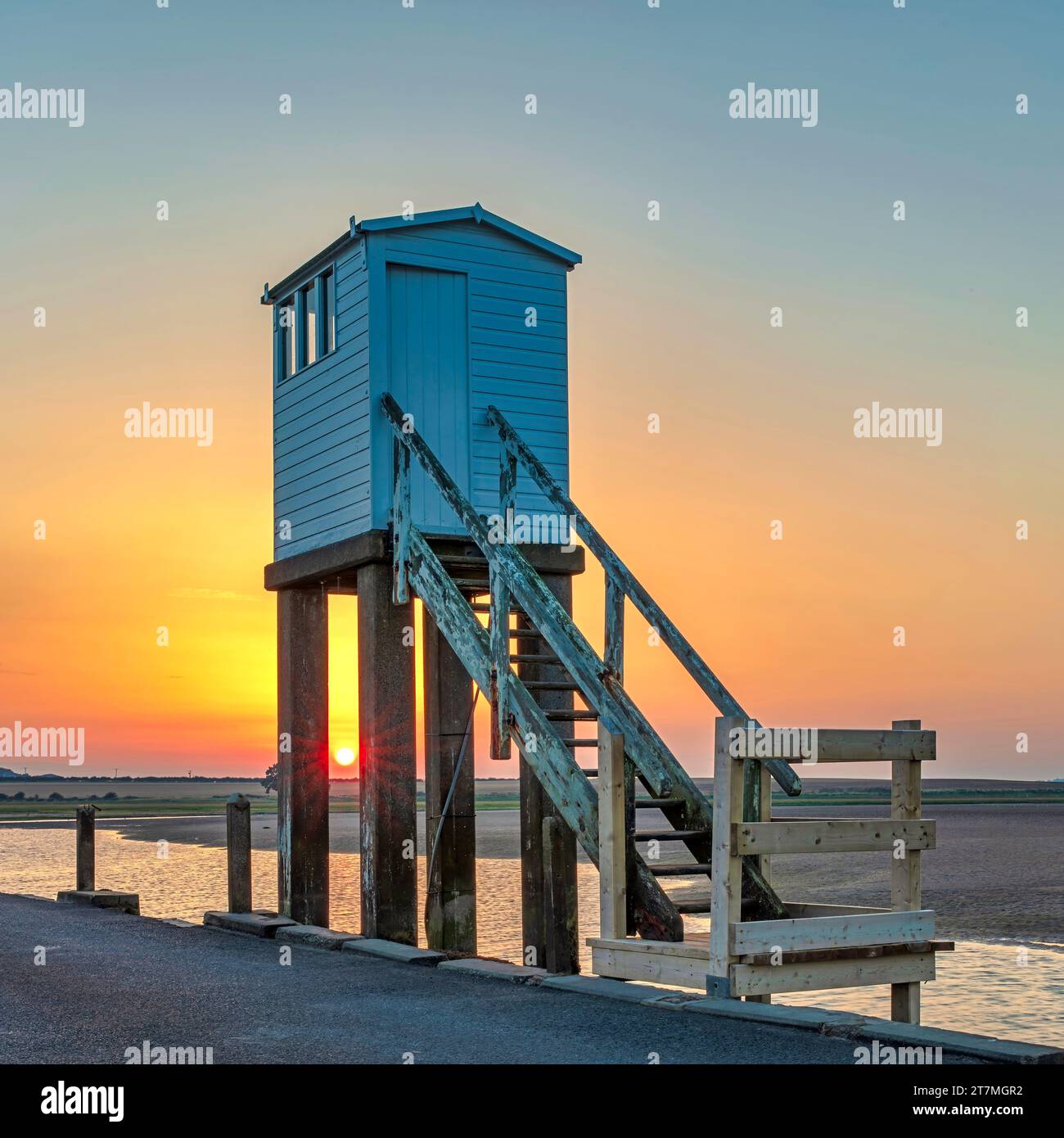 Lindisfarne Causeway emergency refuge hut at sunset on Lindisfarne ...