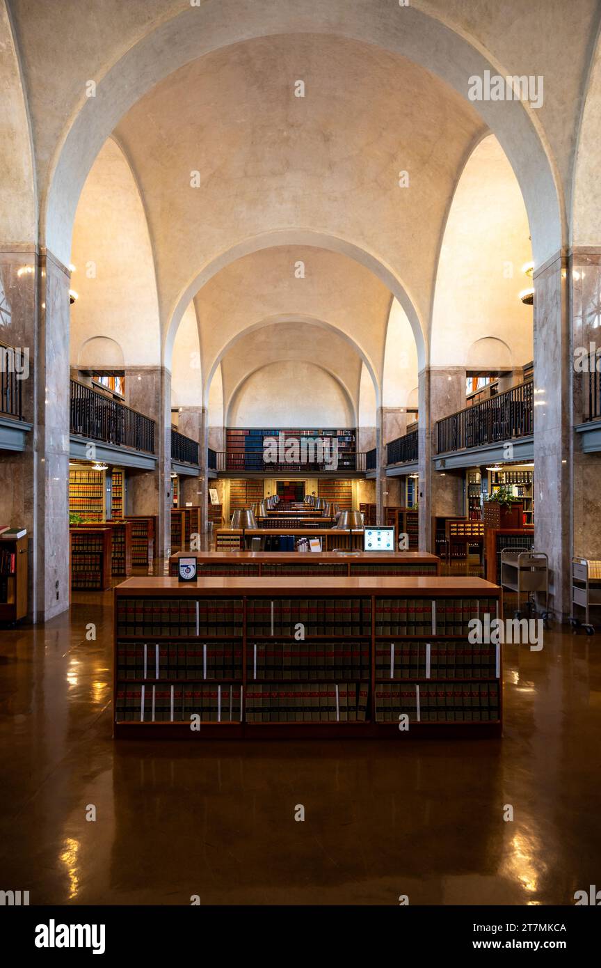 Library in Nebraska State Capitol in Lincoln Stock Photo - Alamy