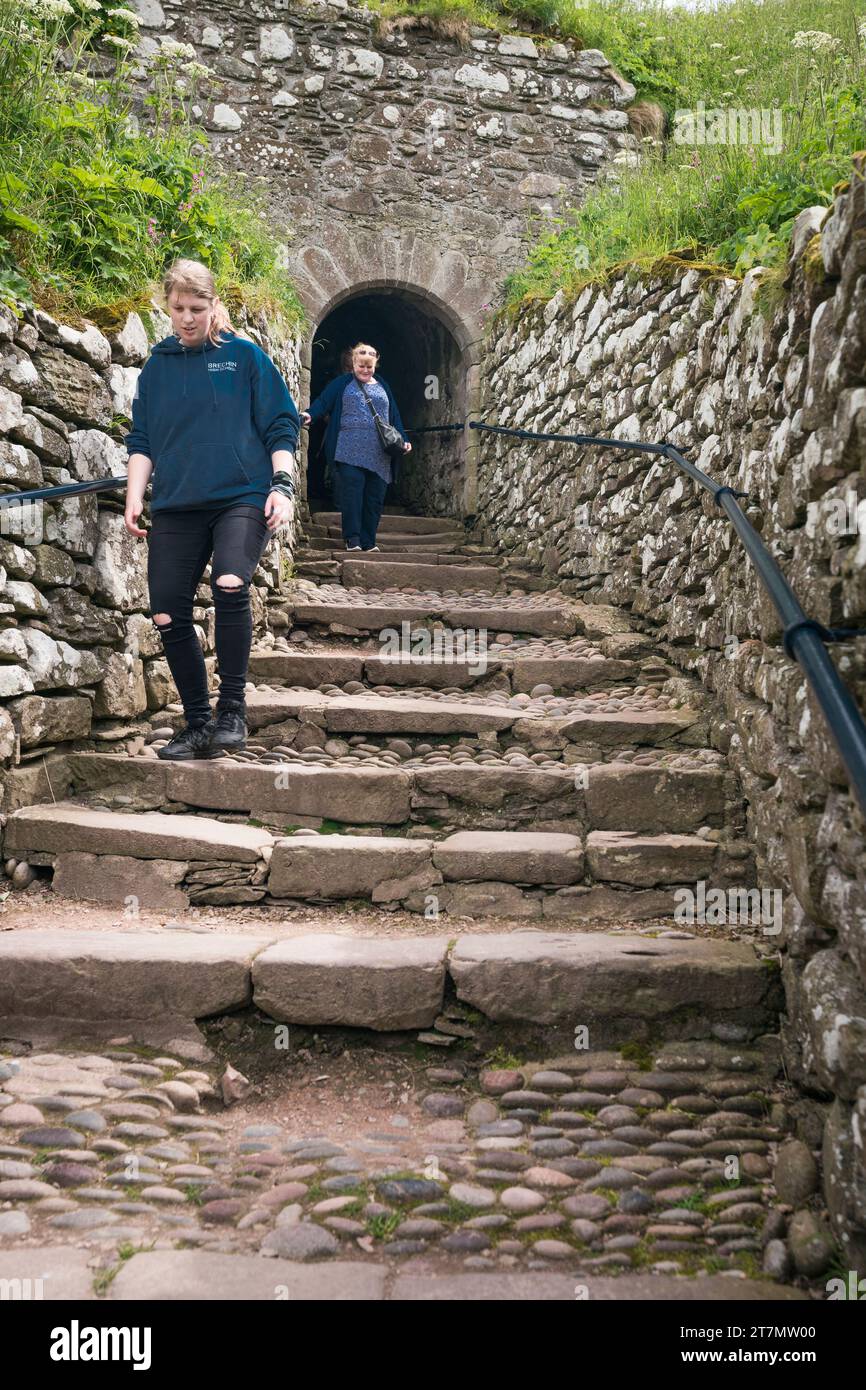 Dunnottar castle interior hi-res stock photography and images - Alamy