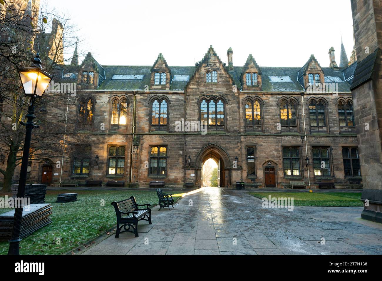Glasgow University building scene that inspired Hogwarts according to ...