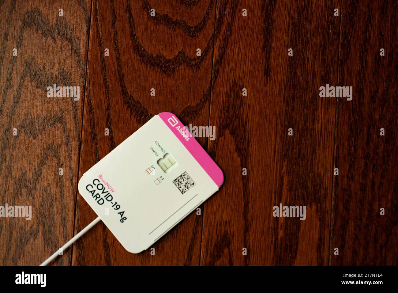 Test shows positive result hi-res stock photography and images - Alamy