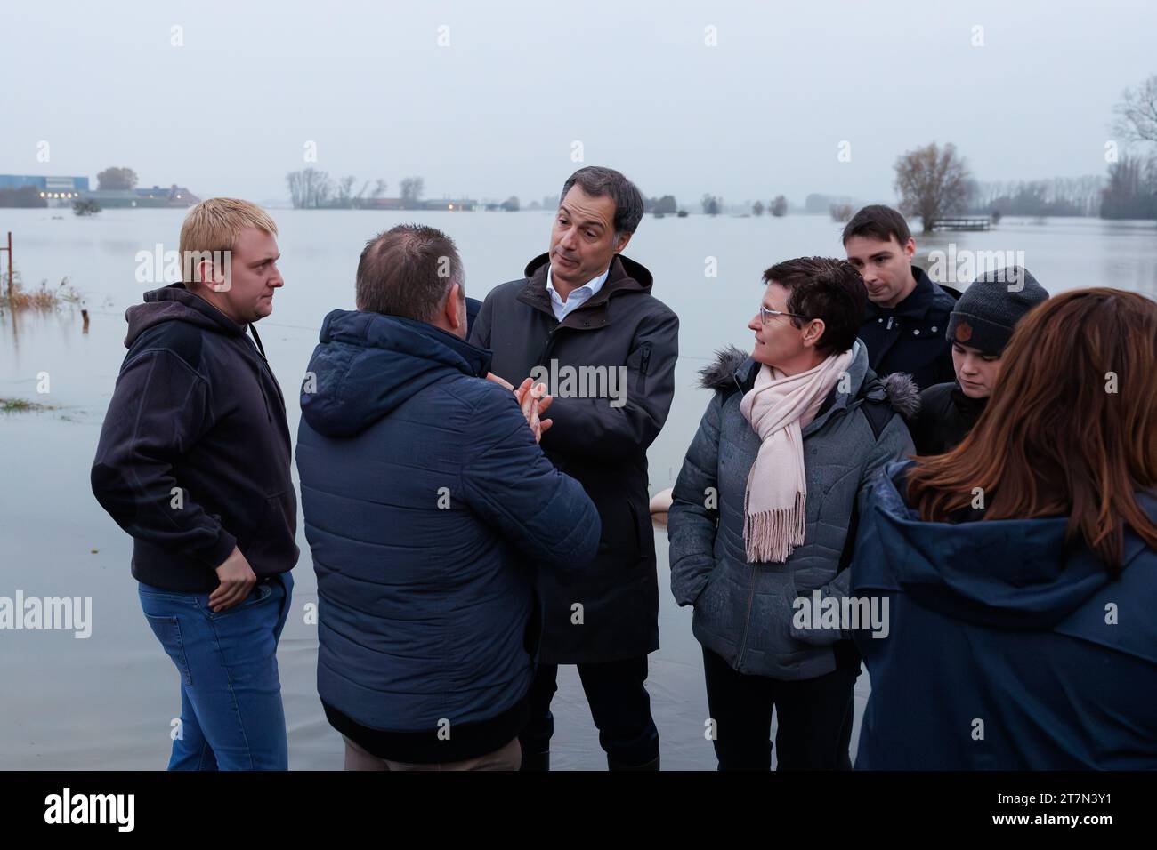Houthulst, Belgium. 16th Nov, 2023. farmer Marino Leeman and Prime ...