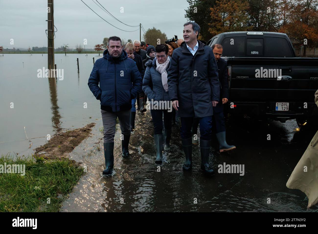 Houthulst, Belgium. 16th Nov, 2023. farmer Marino Leeman and his wife ...