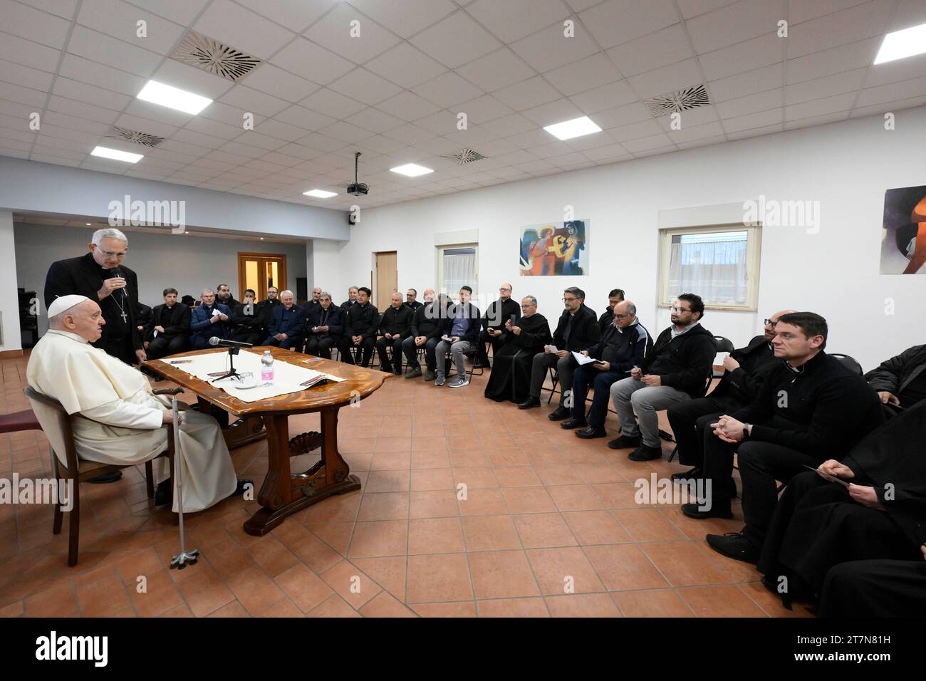 Mary mother priests catholic hi-res stock photography and images - Alamy