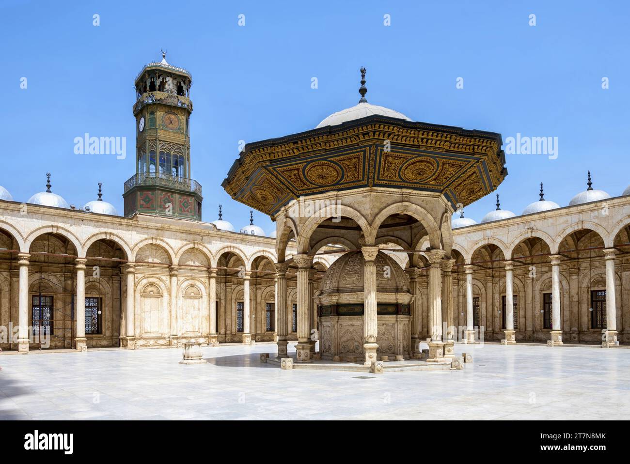 Great Mosque of Muhammad Ali Pasha in the Cairo Stock Photo - Alamy