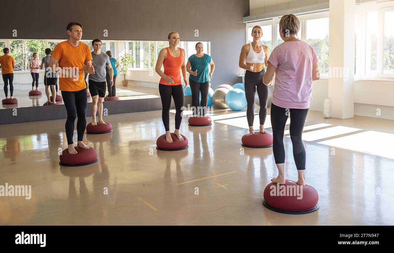 Gym environment hi-res stock photography and images - Alamy