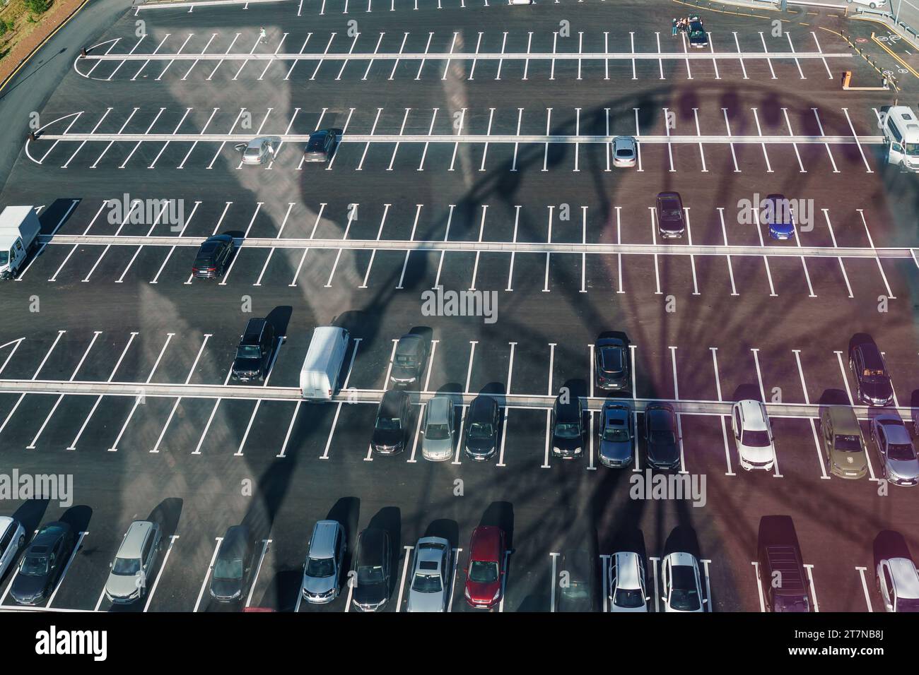 Rows new used cars hi-res stock photography and images - Alamy