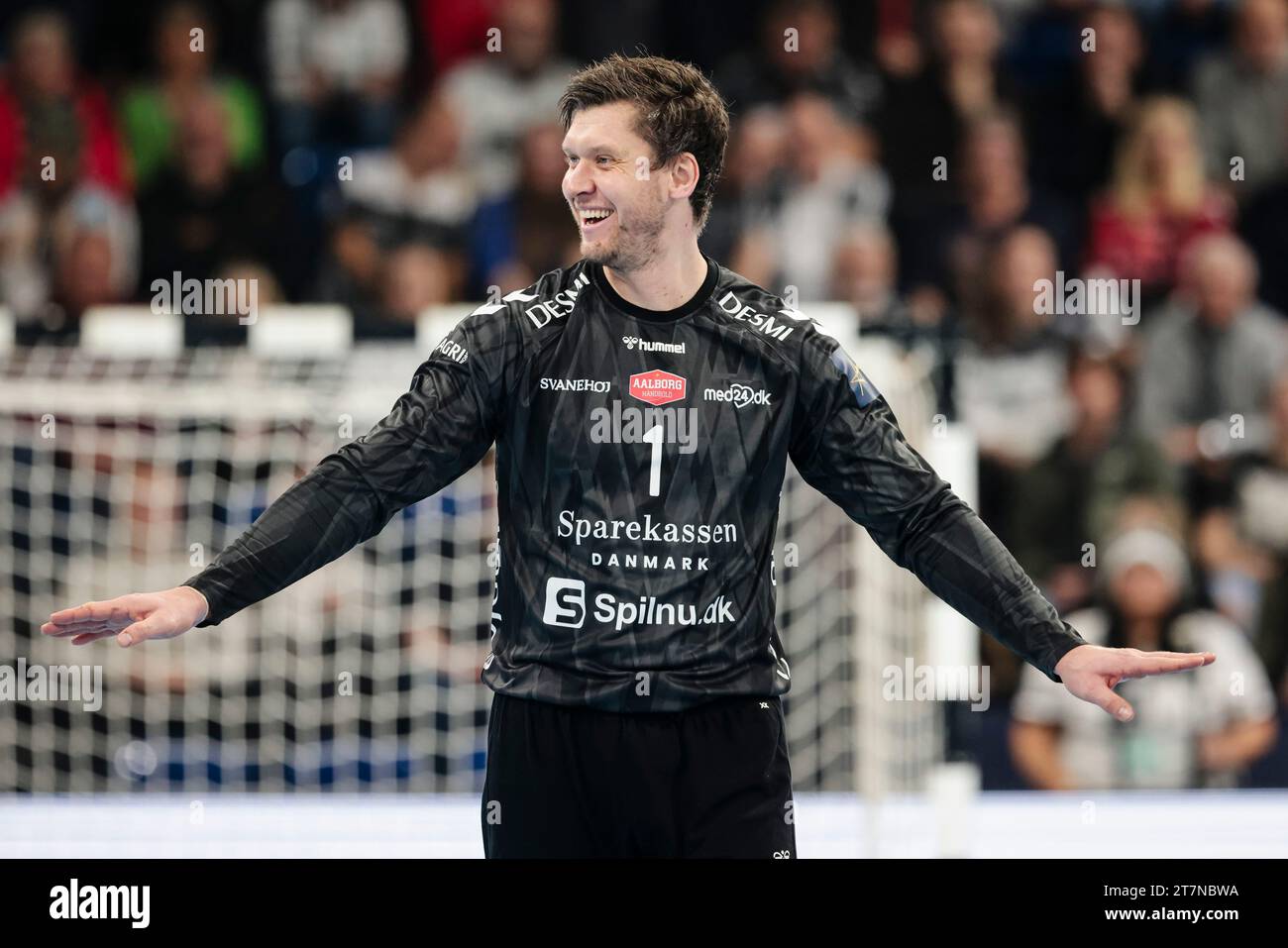 Kiel, Germany. 16th Nov, 2023. Handball: Champions League, THW Kiel ...