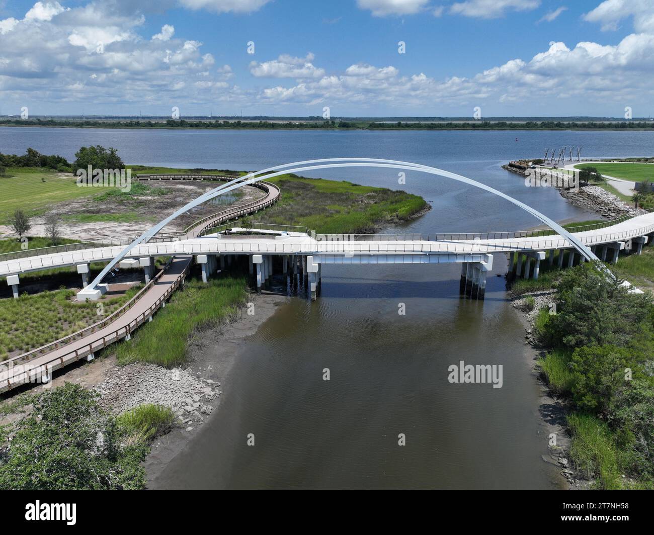 Charleston water view hi-res stock photography and images - Alamy