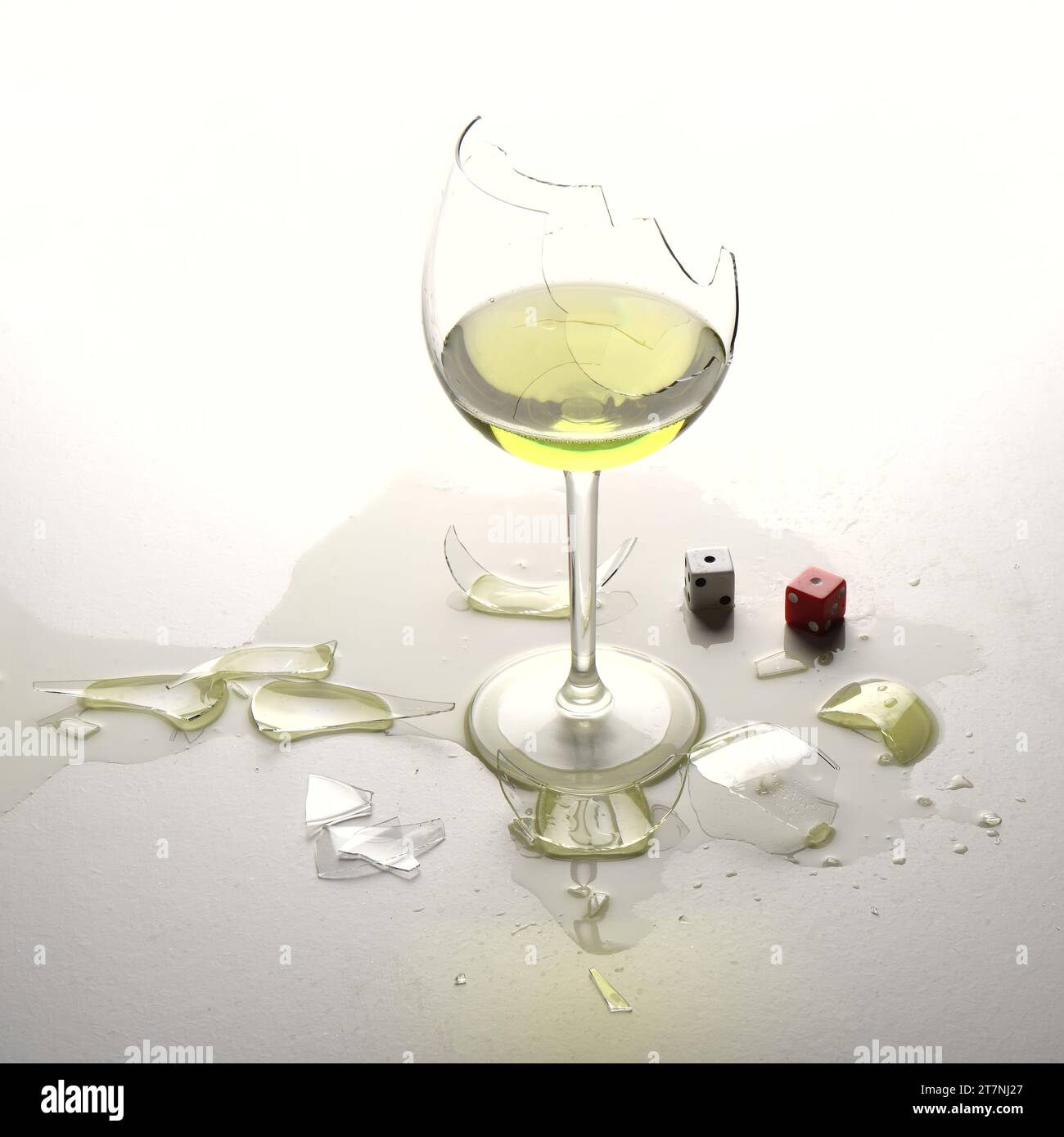 Broken dice hi-res stock photography and images - Alamy