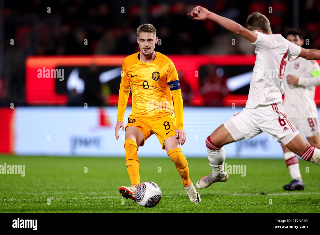 Han stevens hi-res stock photography and images - Alamy