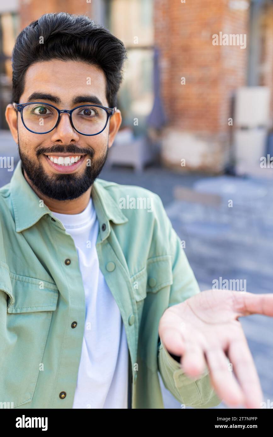 Vertical video man uses virtual hi-res stock photography and images - Alamy