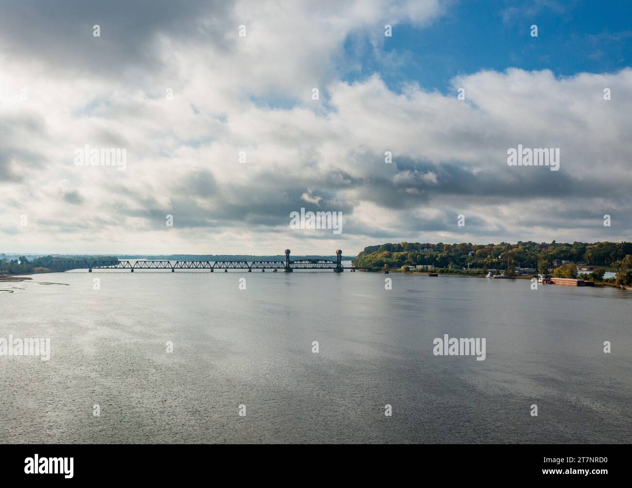 Modernized Burlington Rail bridge with vertical lift span for ...