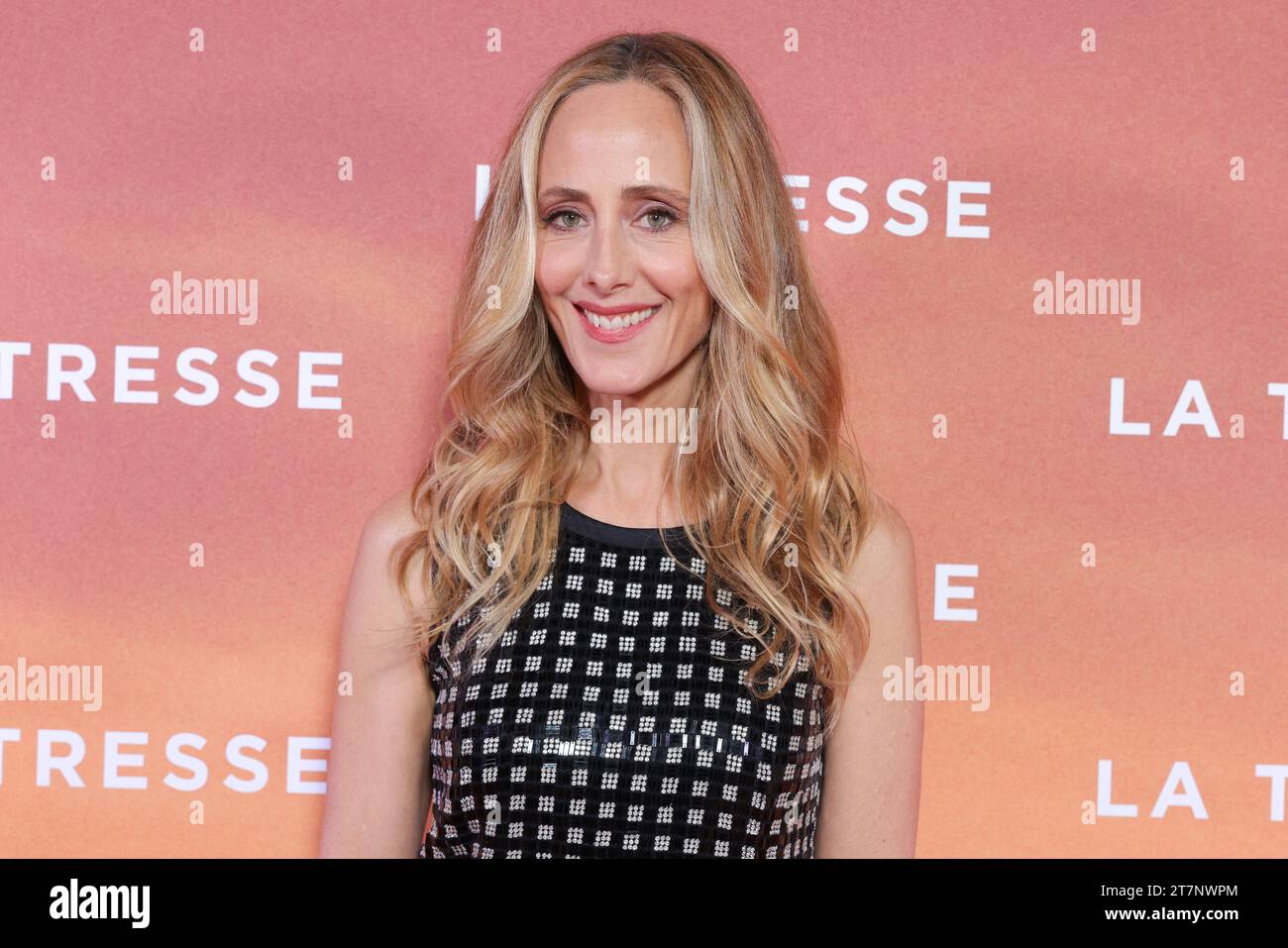 Paris, France. 16th Nov, 2023. US actress Kim Raver attending the ...