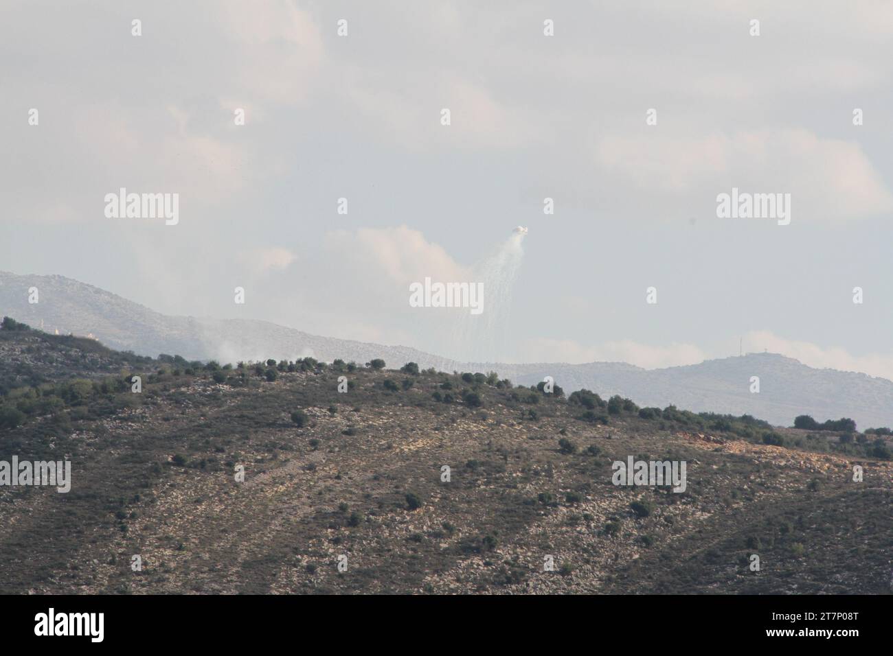 Khiam, Lebanon. 16th Nov, 2023. Photo taken on Nov. 16, 2023 shows ...