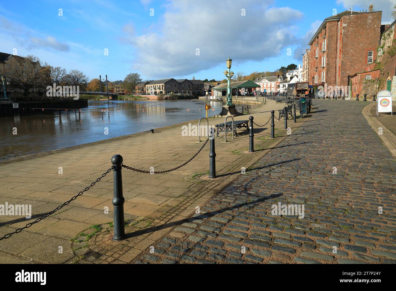 Devon quay hi-res stock photography and images - Alamy