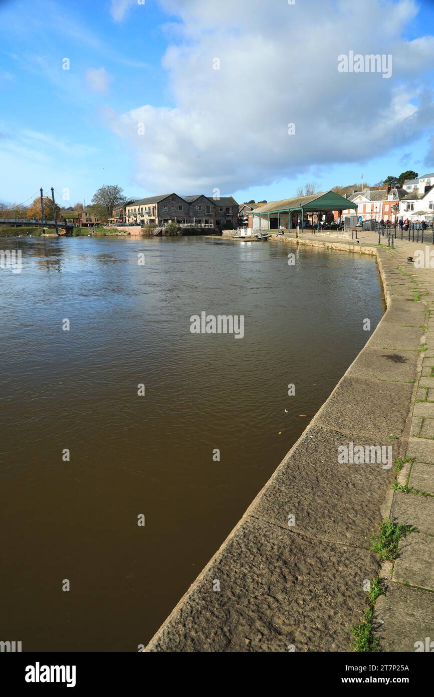 Devon quay hi-res stock photography and images - Alamy