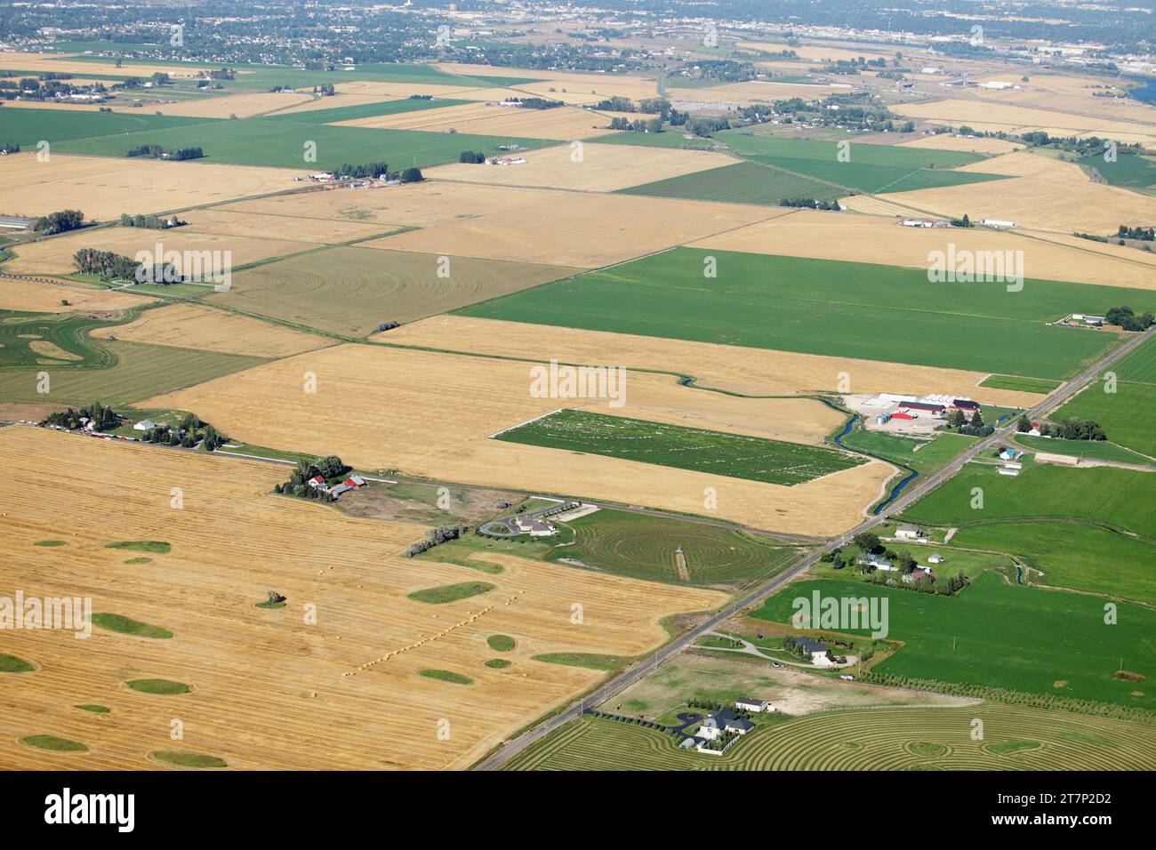 Irrigated farmland hi-res stock photography and images - Alamy