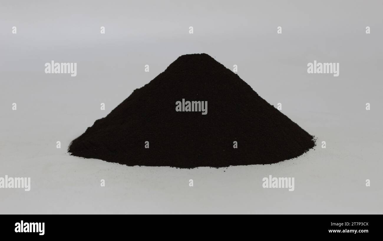 Black walnut hull powder hi-res stock photography and images - Alamy