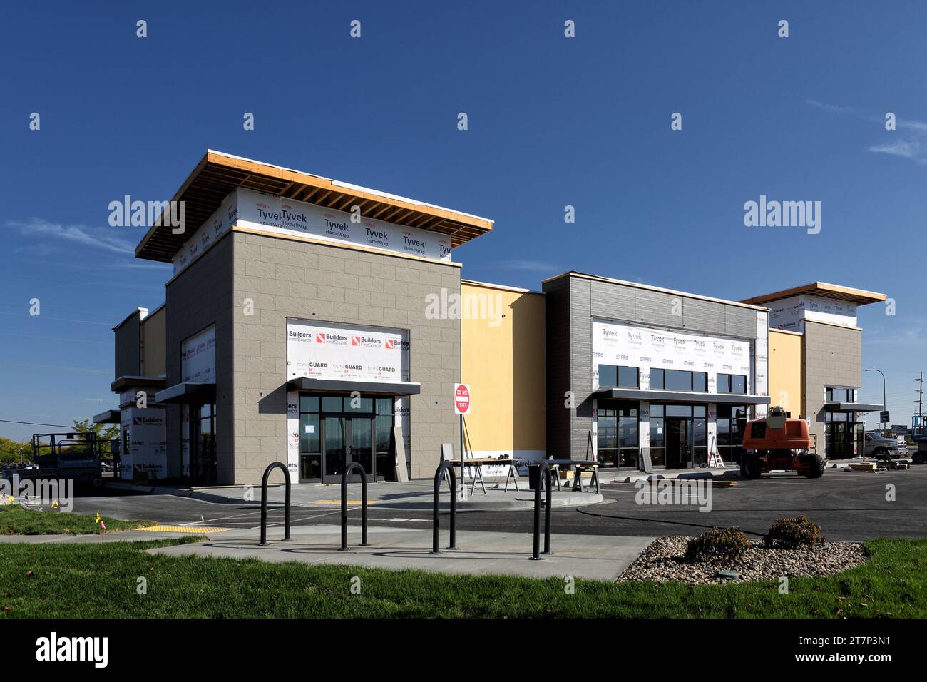 The construction of modern hi-res stock photography and images - Alamy