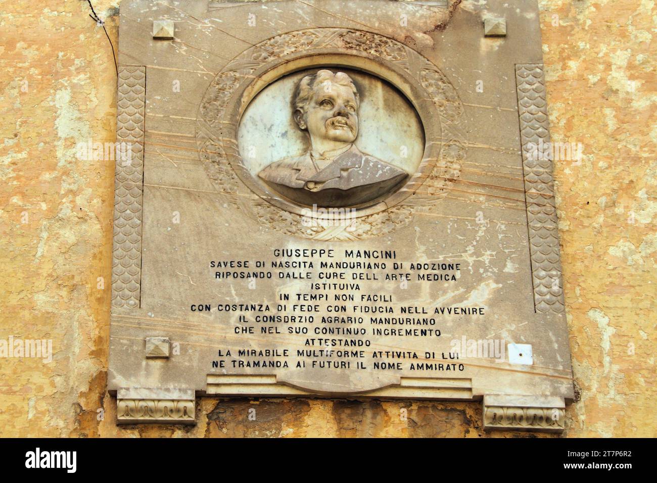 Memorial plaque relief italian hi-res stock photography and images - Alamy