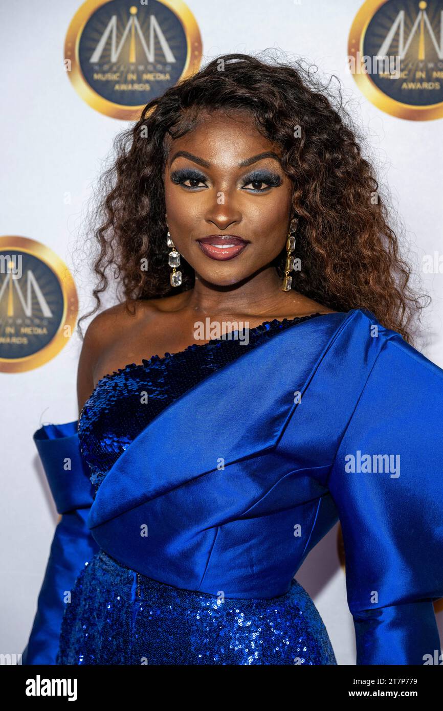 Actress Loren Lott attends 14th Hollywood Music in Media Awards at ...