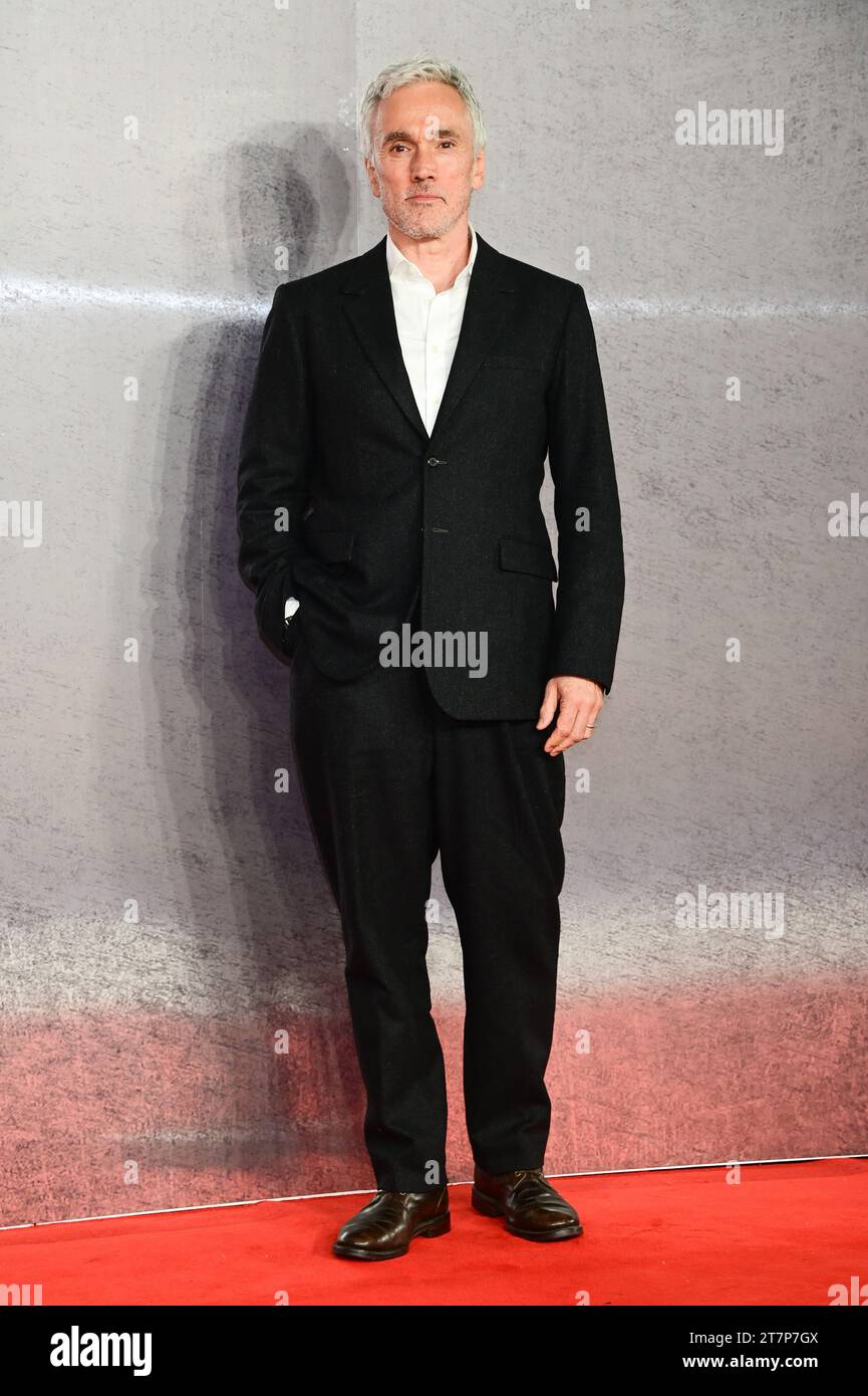 Vanessa kirby and ben miles hi-res stock photography and images - Alamy