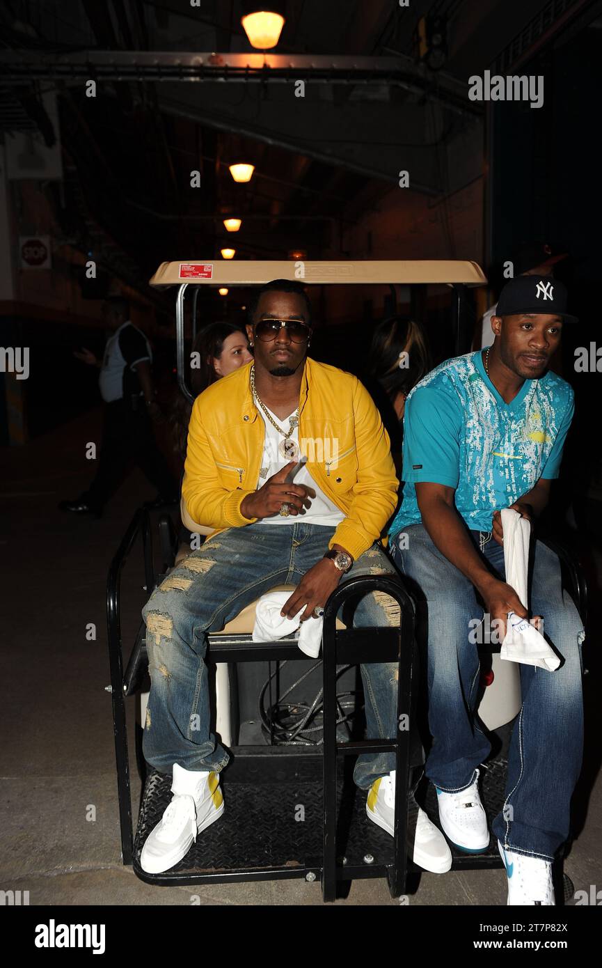 Diddy dirty money hi-res stock photography and images - Alamy