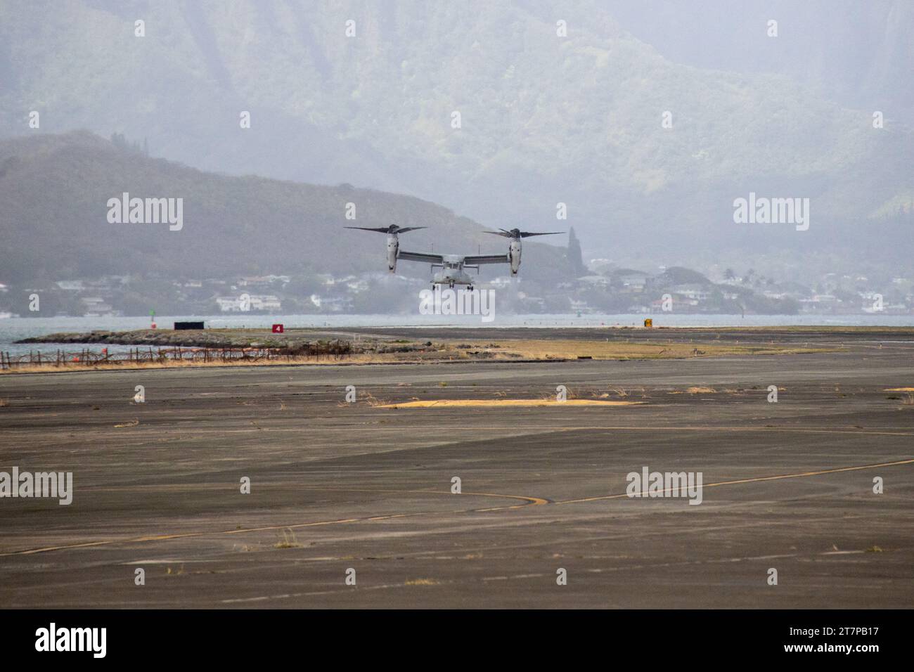 U.S. Marines with Marine Medium Tiltrotor Squadron (VMM) 363, Marine ...