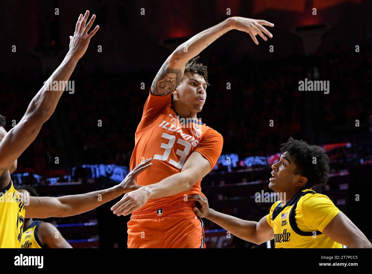 CHAMPAIGN, IL - NOVEMBER 14: Illinois Fighting Illini Forward Coleman ...