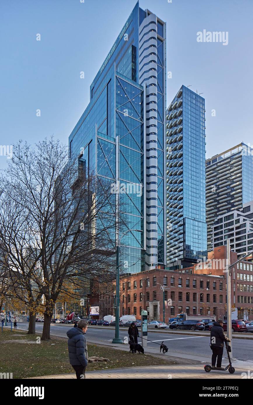 Toronto mall front street hi-res stock photography and images - Alamy