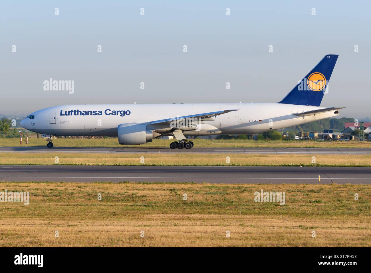 Lufthansa cargo boeing 777 freighter hi-res stock photography and ...
