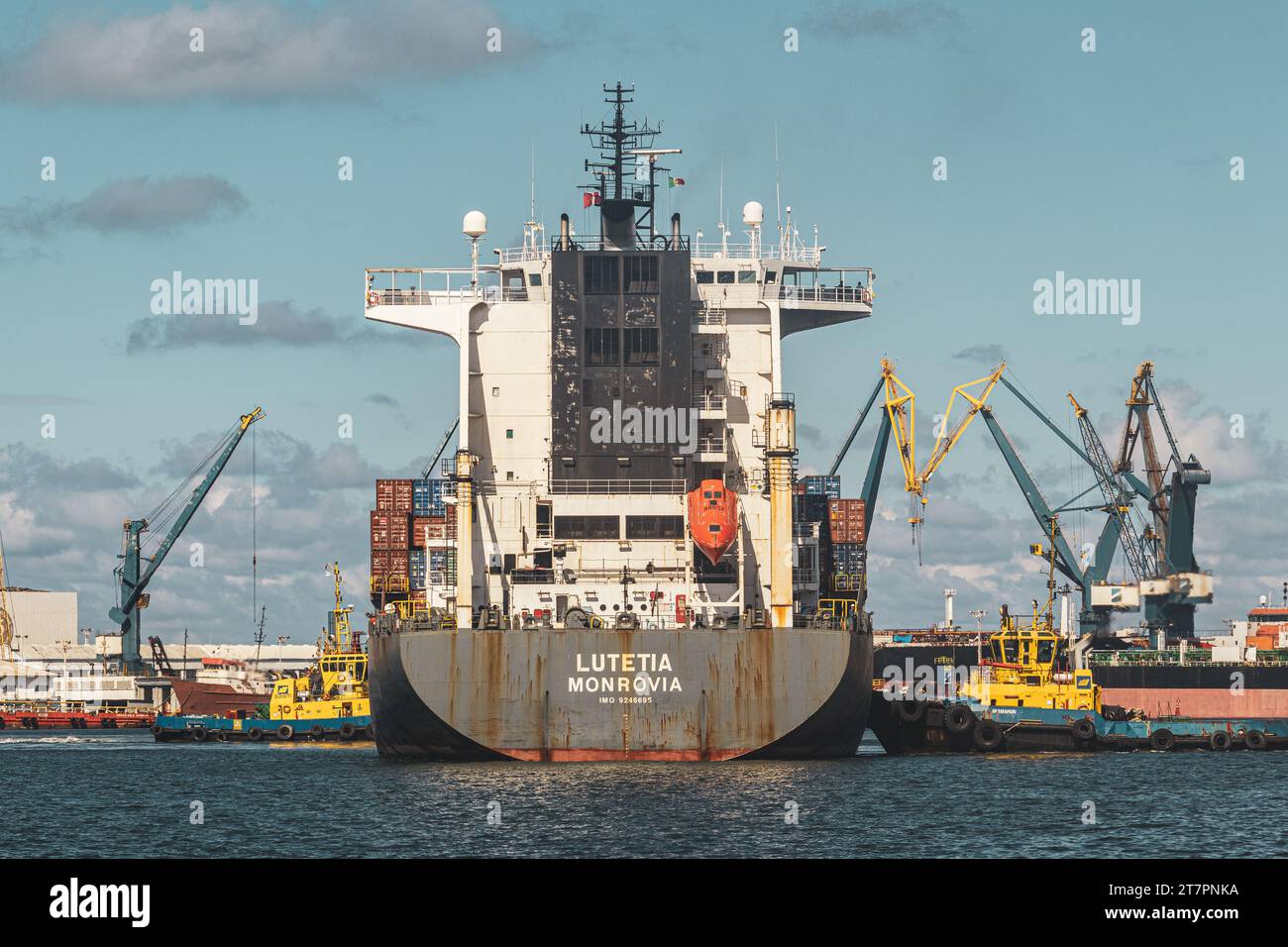 shipyard, Veracruz, Mexico, main industrial Mexican port on the golf of ...