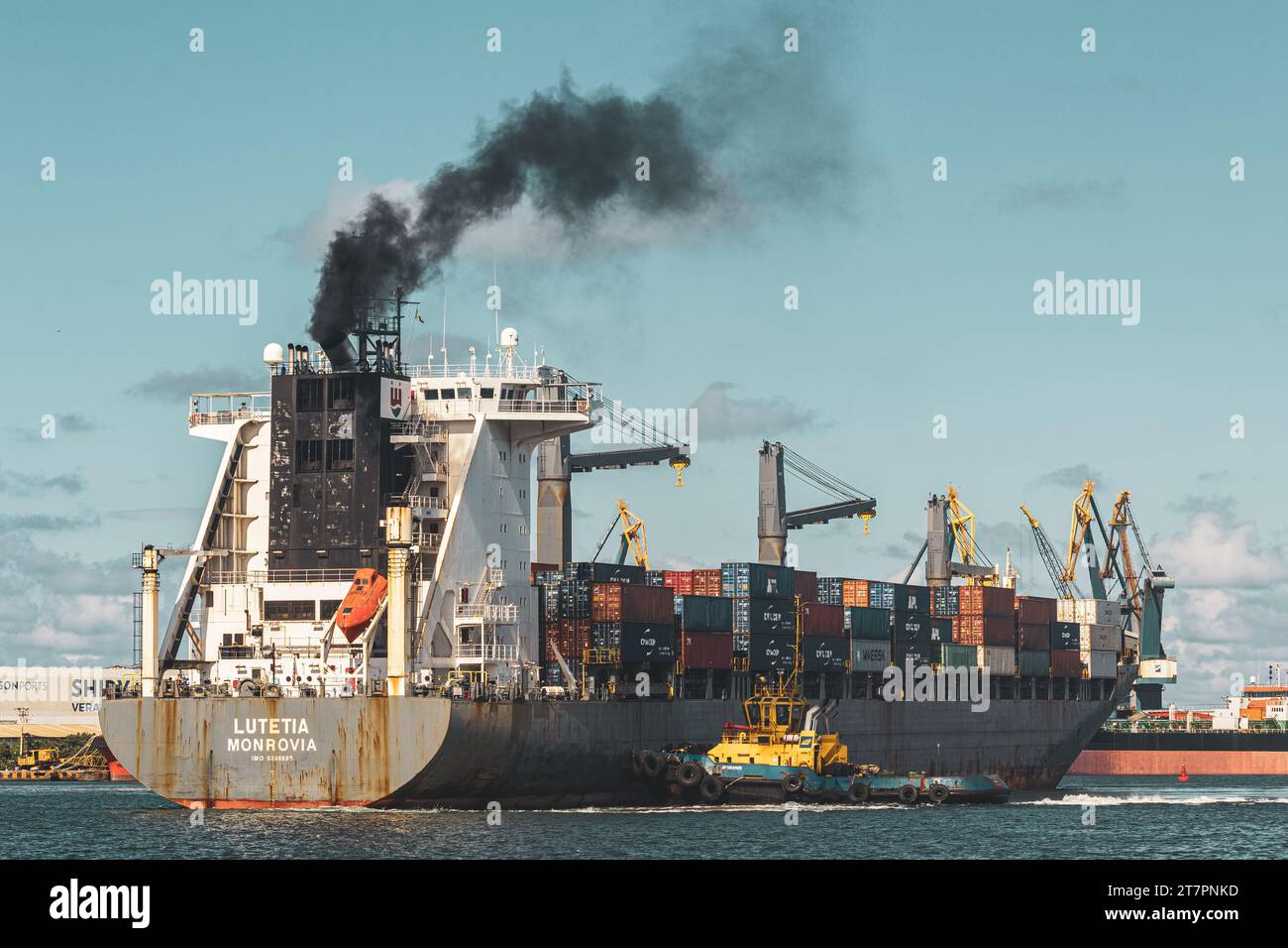 shipyard, Veracruz, Mexico, main industrial Mexican port on the golf of ...
