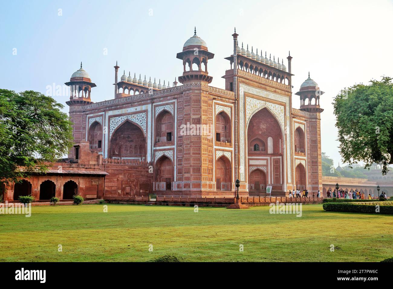 Mosque in taj mahal hi-res stock photography and images - Alamy
