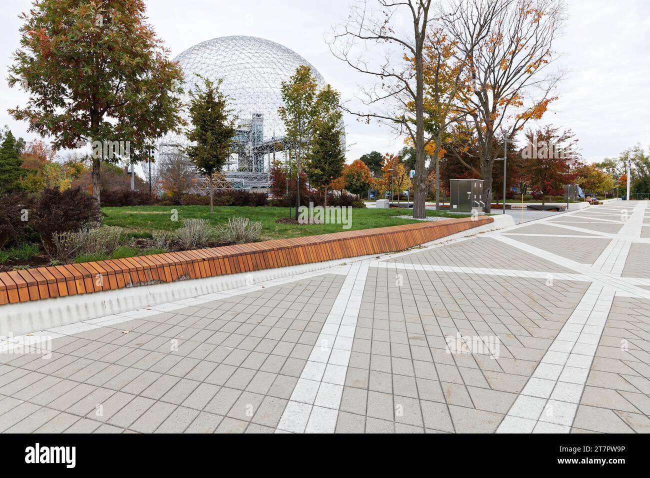 Biosphere, modern promenade design, Saint Helens Island, Montreal ...