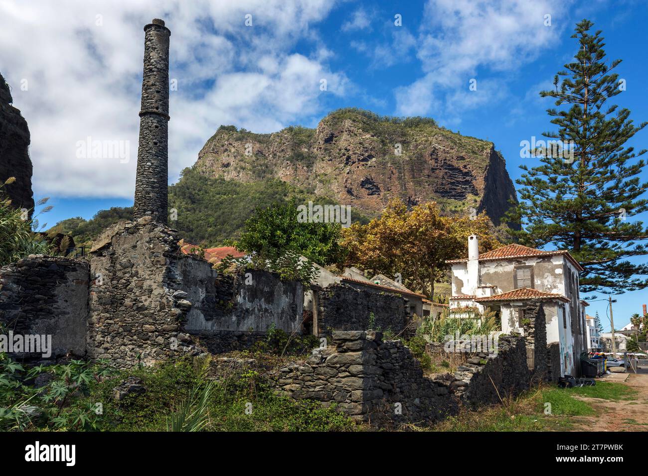 Lost Places, old factory building, Antigua fabrica de Ron de cala ...
