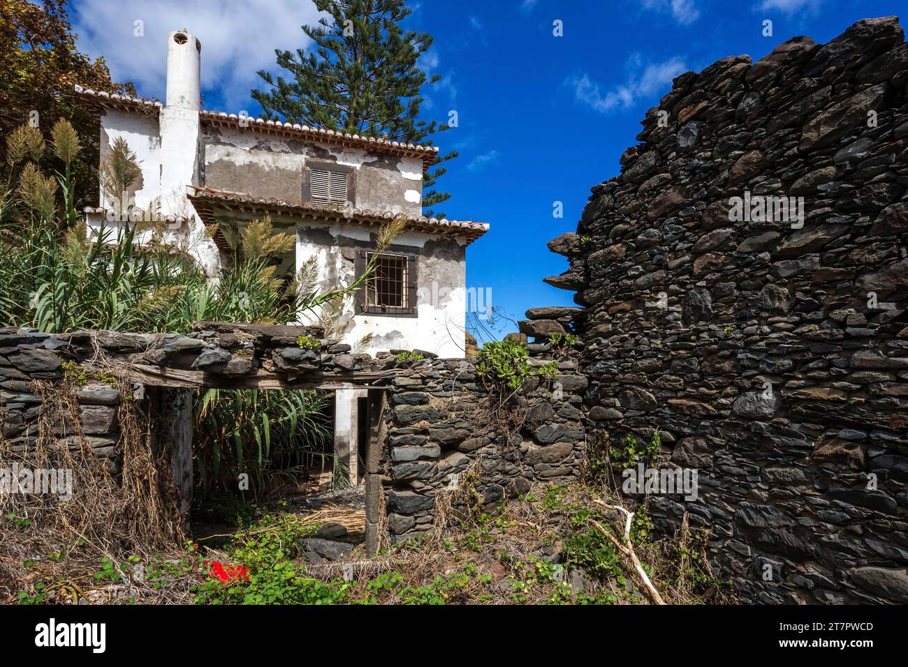 Lost Places, old factory building, Antigua fabrica de Ron de cala ...