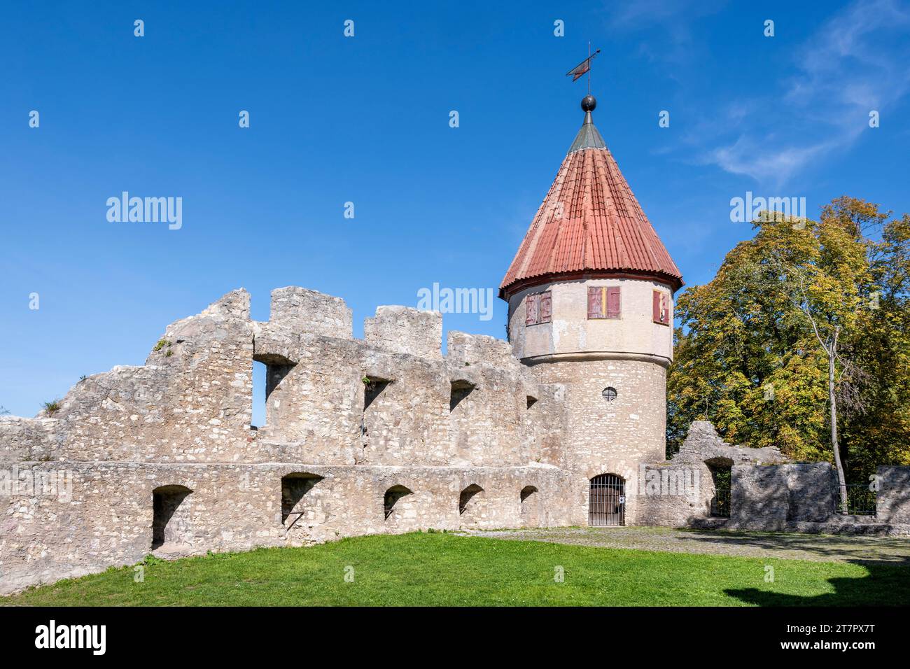 The round tower, residential tower of the Honburg castle ruins on the ...
