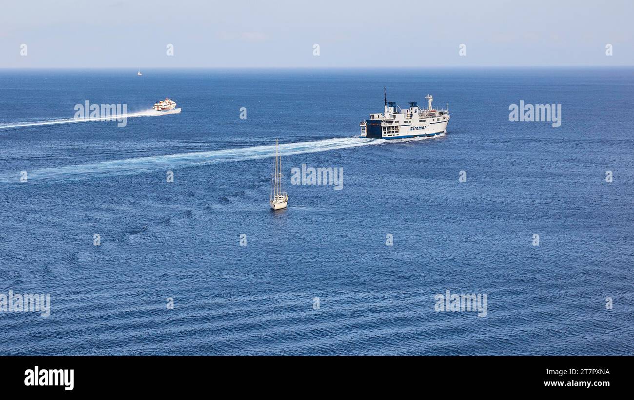 Car ferry, hydrofoil, hydrofiol, sailboat, sea, Lipari town, Lipari ...