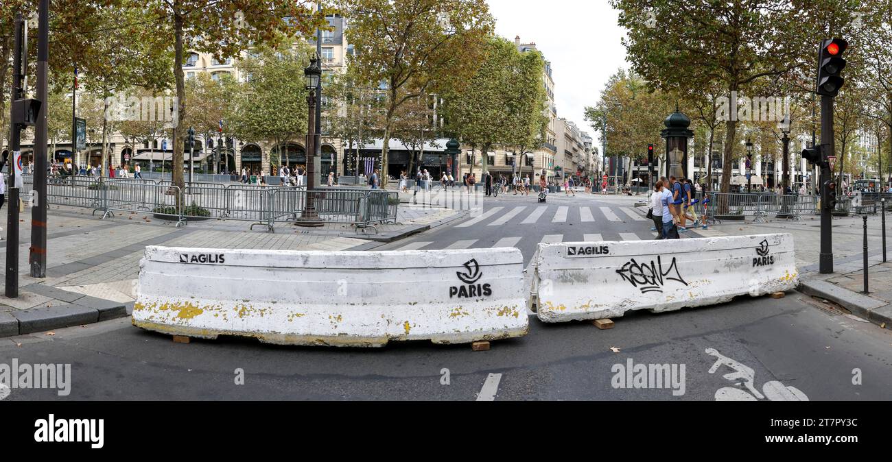 Paris city block hi-res stock photography and images - Alamy