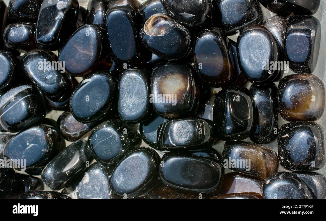 Agate gemstone as natural mineral rock specimen Stock Photo - Alamy