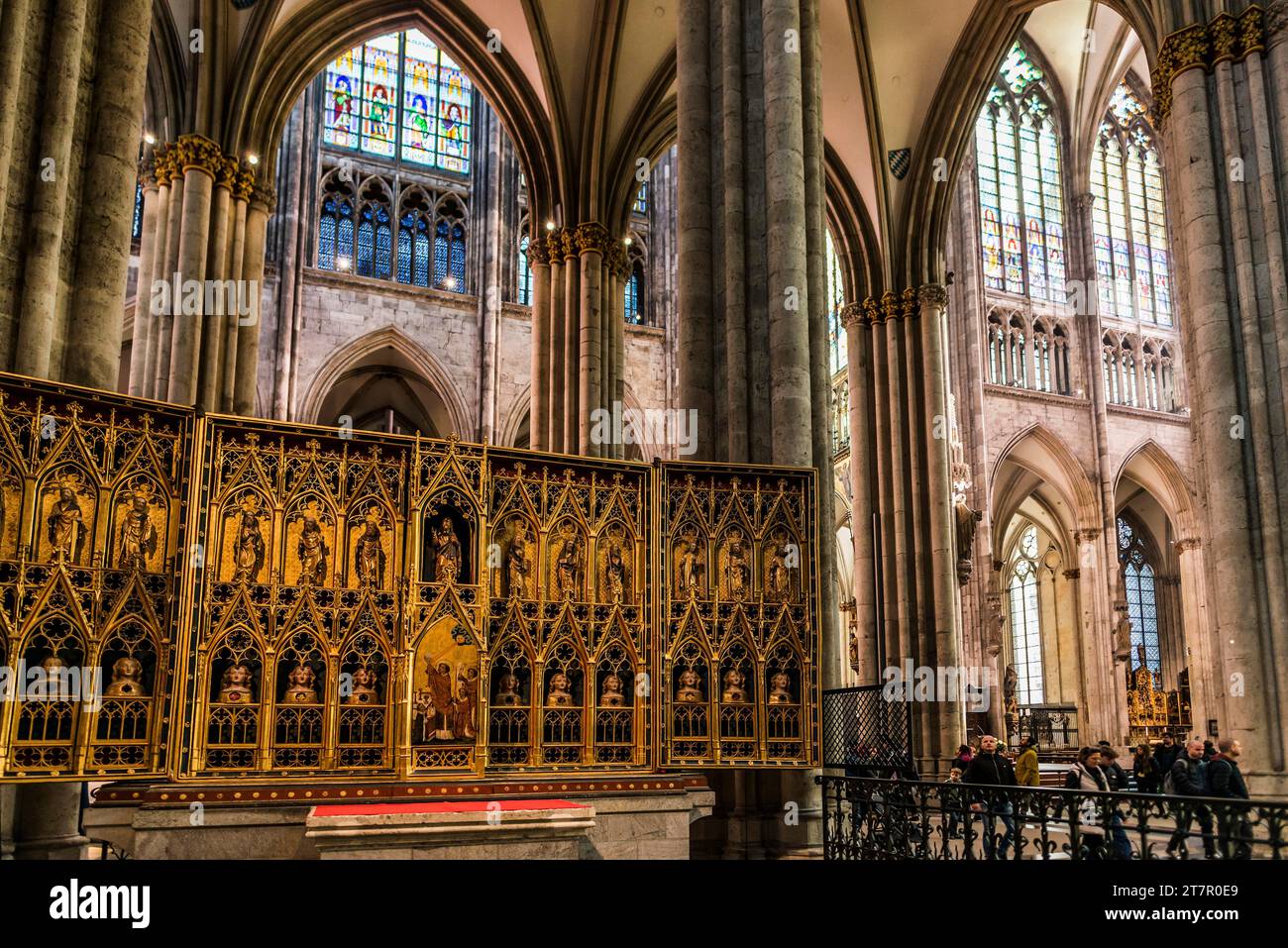 Interior view, Cologne Cathedral, UNESCO World Heritage Site, Cologne ...