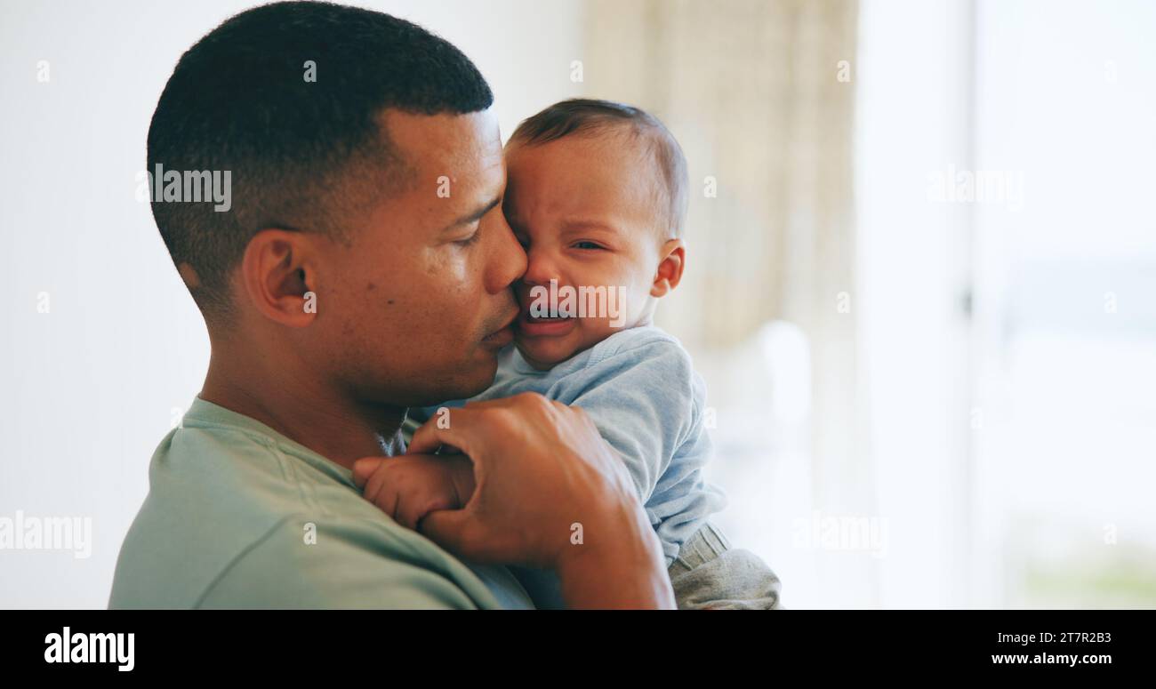 Children crying dad hi-res stock photography and images - Alamy