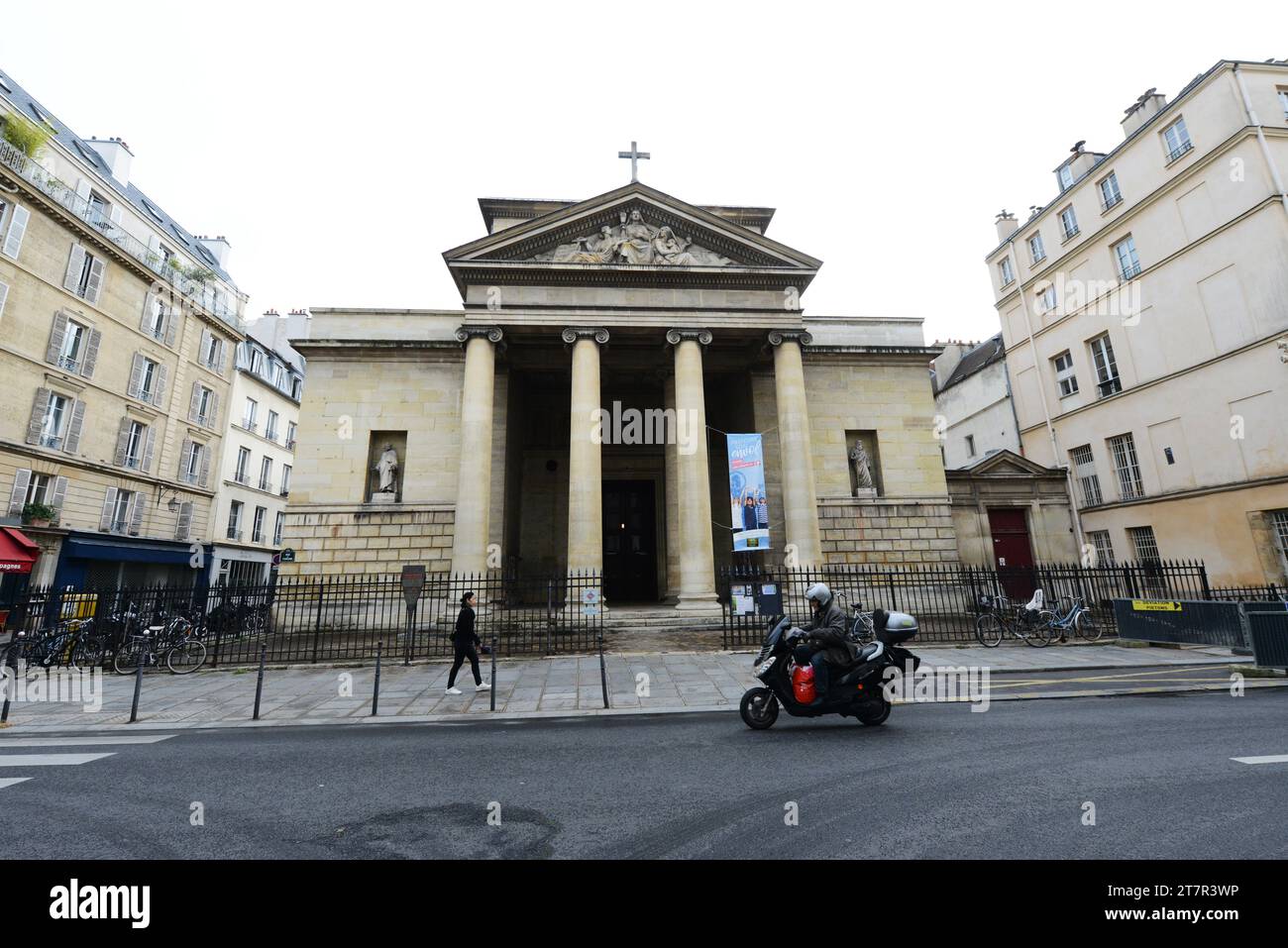 The Saint-Denys-du-Saint-Sacrement Church on Rue de Turenne in Paris ...